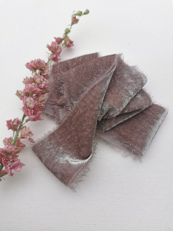MAUVE SILK VELVET RIBBON - Silk & Purl